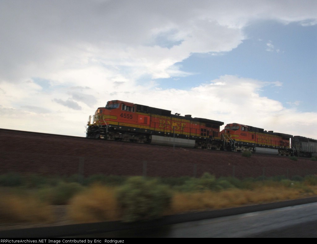 BNSF 4555
